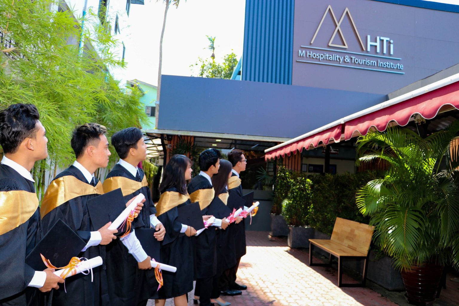 Diploma In Hospitality & Tourism Management – MHTi